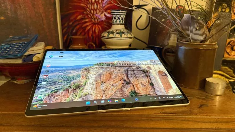 Test: Microsoft Surface Pro 11 (X Elite) – ARM má budoucnost, ale ve ...